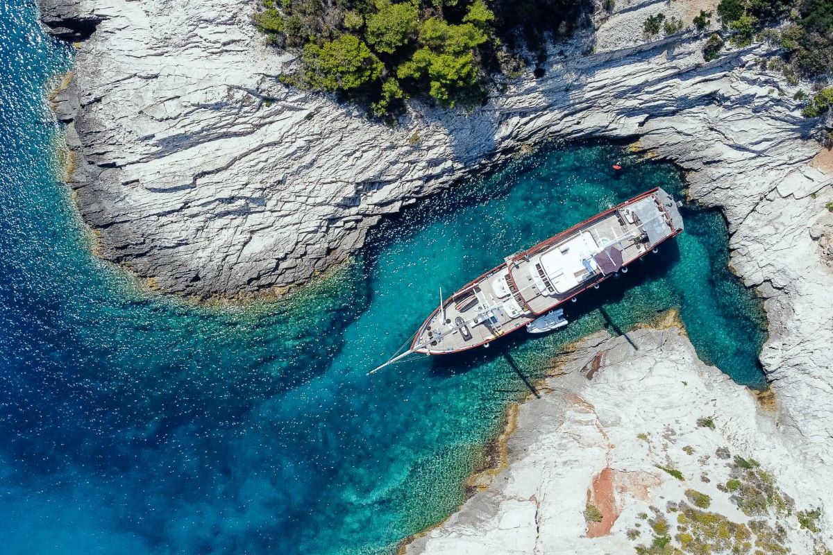 Guide for Luxury Cruises in Croatia | Luxsails Yachting